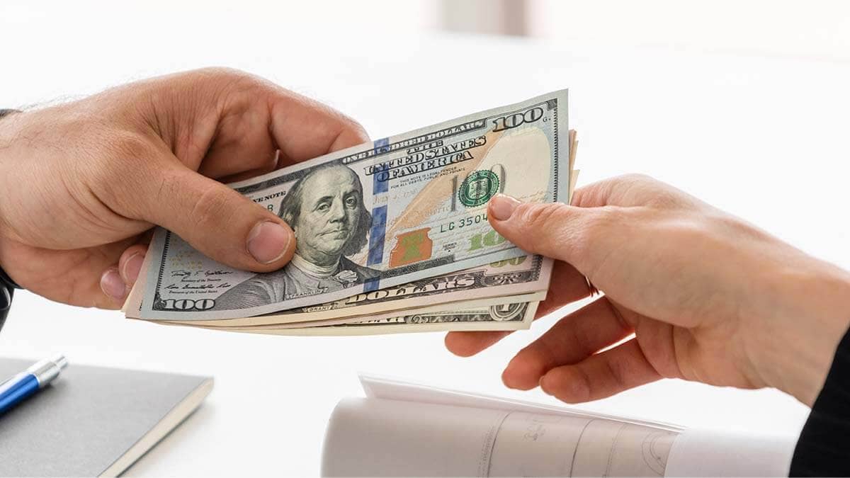 Incentive Pay | Definition, Structures, Examples, & More - vwin德赢体育网址